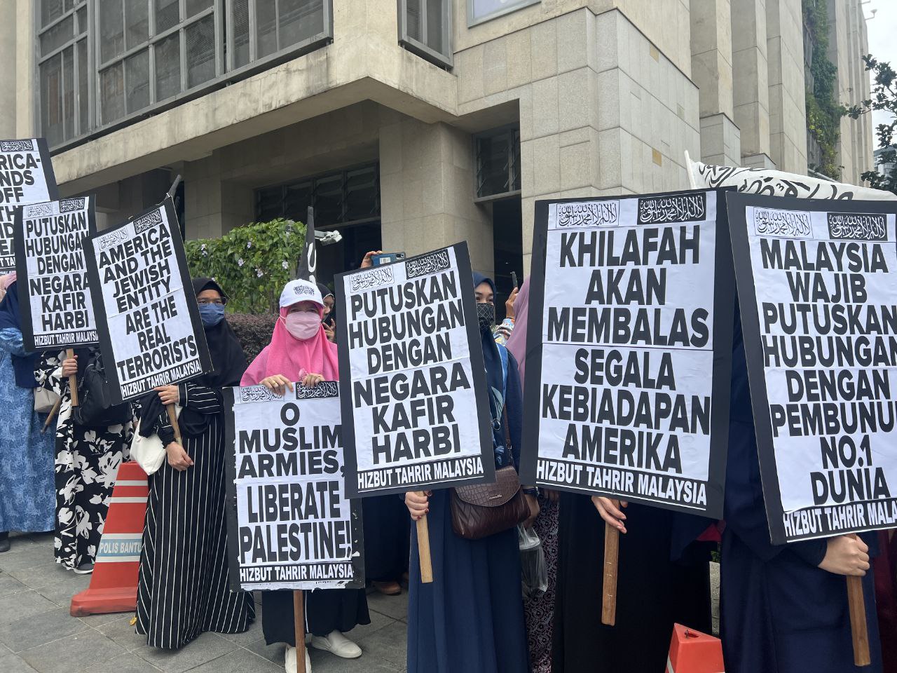 photo_2024-06-24_22-07-04 – MuslimahHTM News